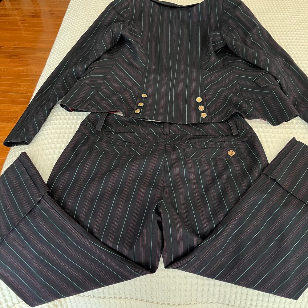 Guess Navy Blue Striped Blazer With Pants - Gem